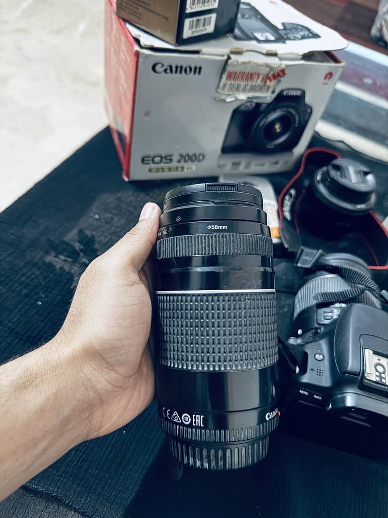 Canon 200d - Digital Cameras - 1105316997