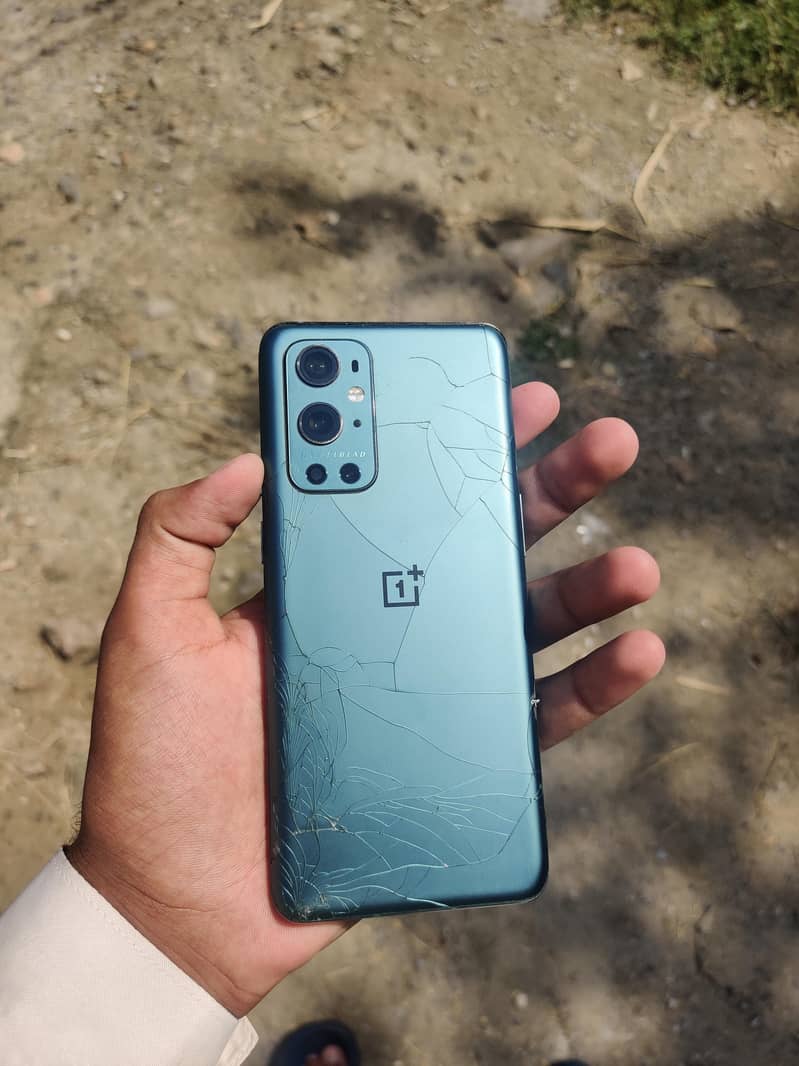 One plus 9 pro - Mobile Phones - 1105320751