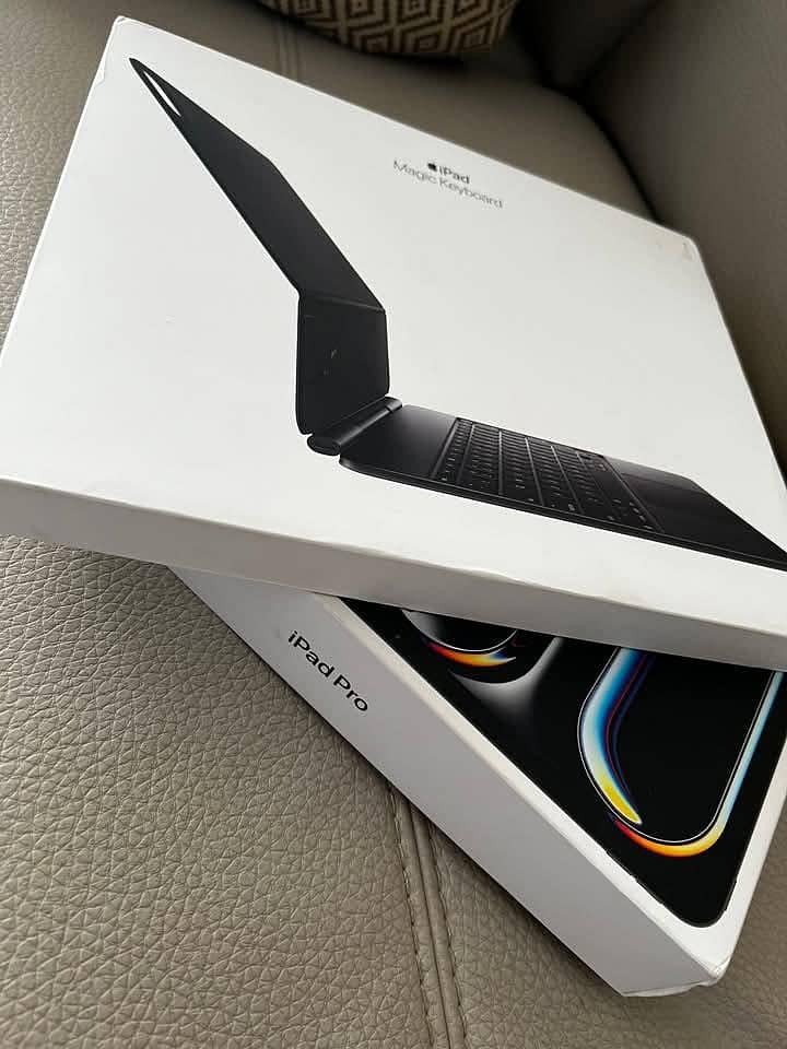 Apple iPad Pro with full box New - Tablets - 1105388410
