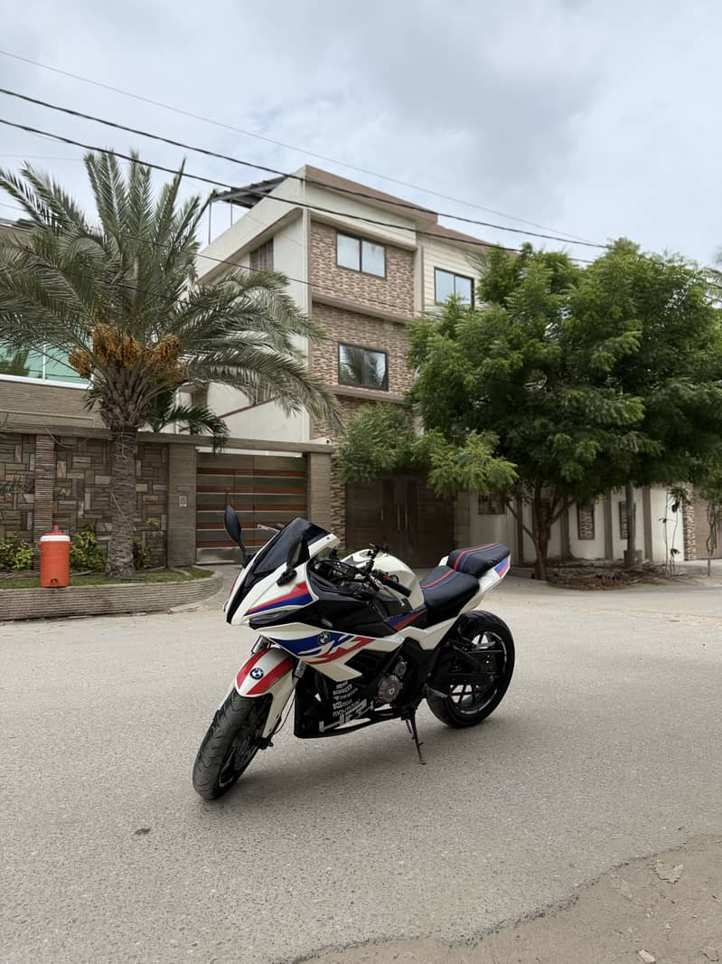 Bmw s1000rr 400cc Dual celndr - Sports & Heavy Bikes - 1105392709