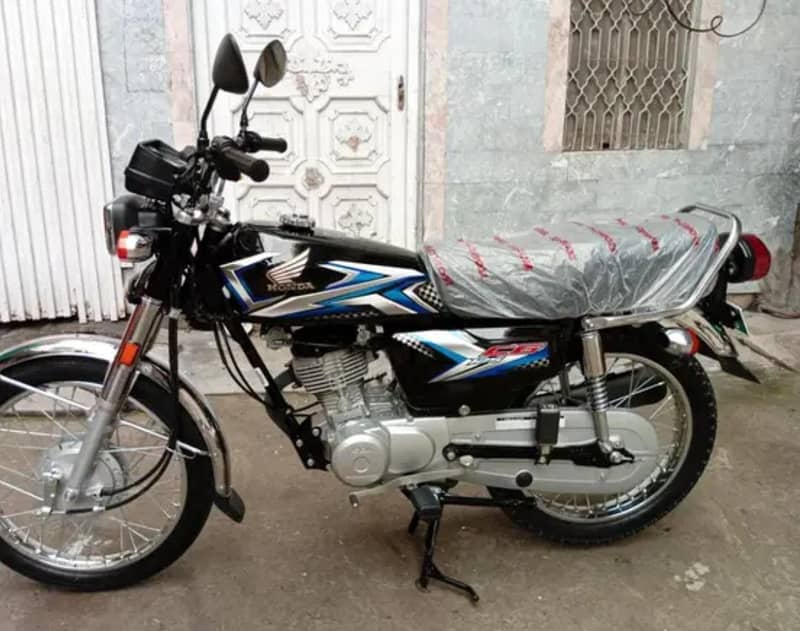 honda 125 2025 brand new 1200km use no bi laga hoa bike ko - Standard ...