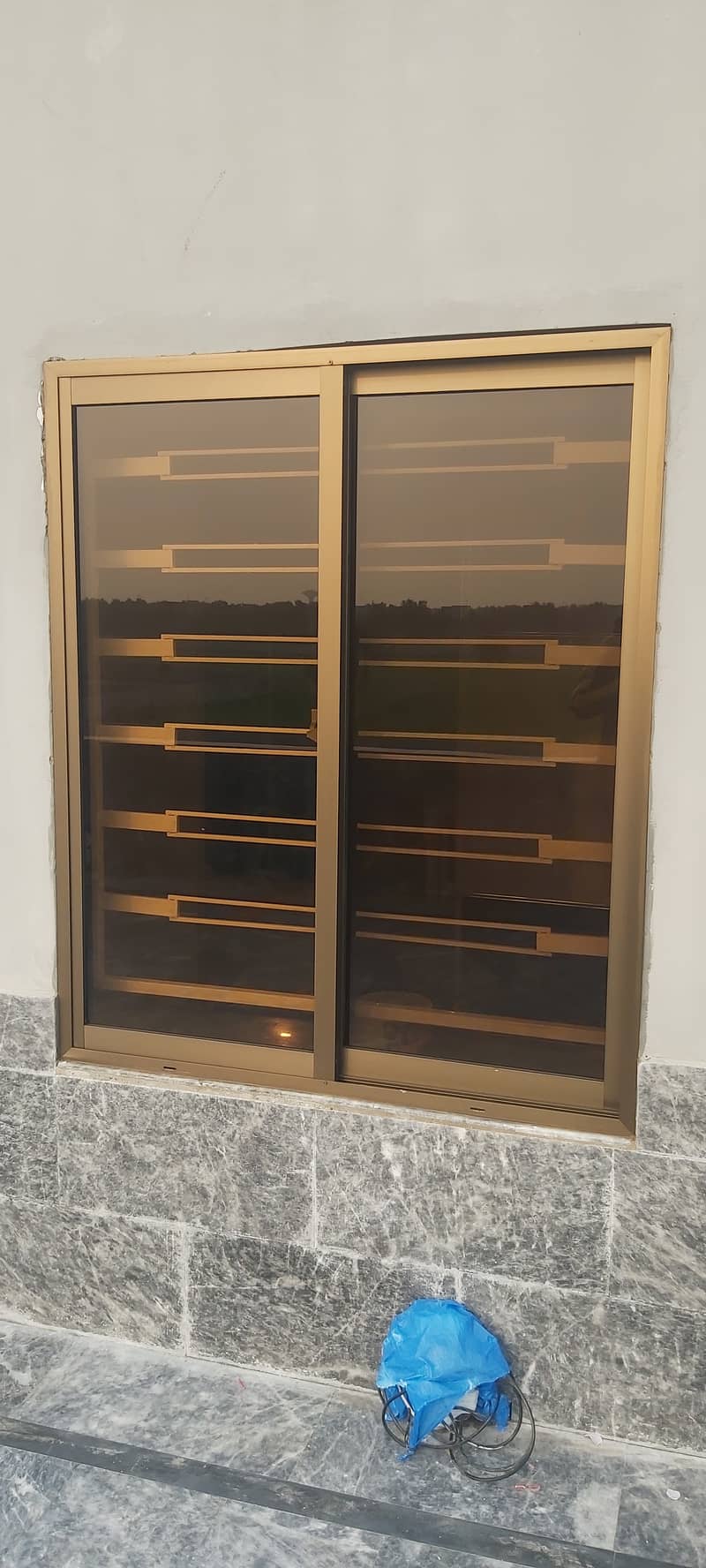 ALUMINIUM AND GLASS WINDOWS - Other Household Items - 1105484589