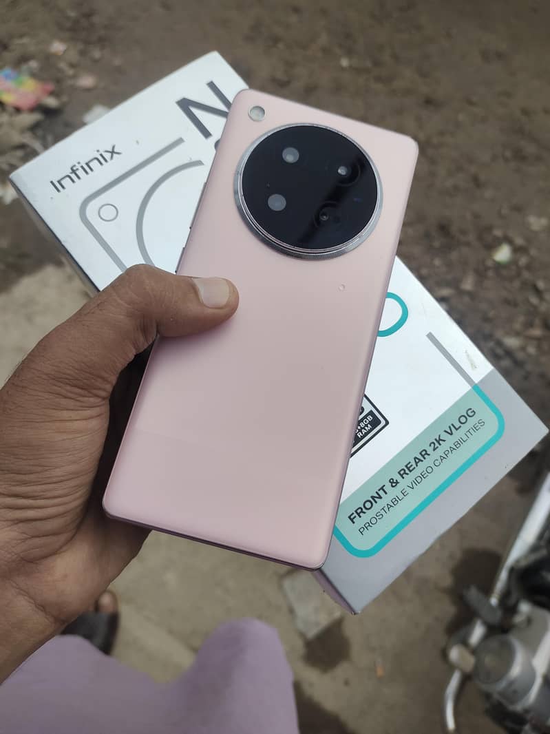 Infinix zero 40 8+256gb with box charger - Mobile Phones - 1105514204