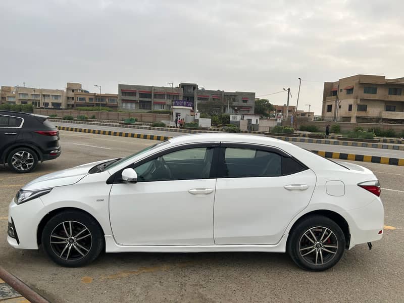 Toyota Corolla Gli 2018 Special Edition - Cars - 1105524544