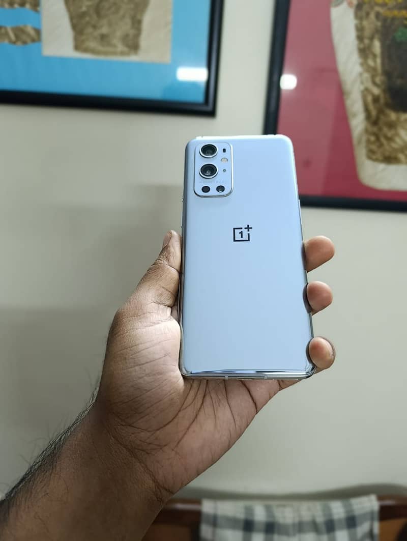 One Plus 9 Pro 12GB/256GB Mint Condition Snapdragon 888 50MP Camera ...