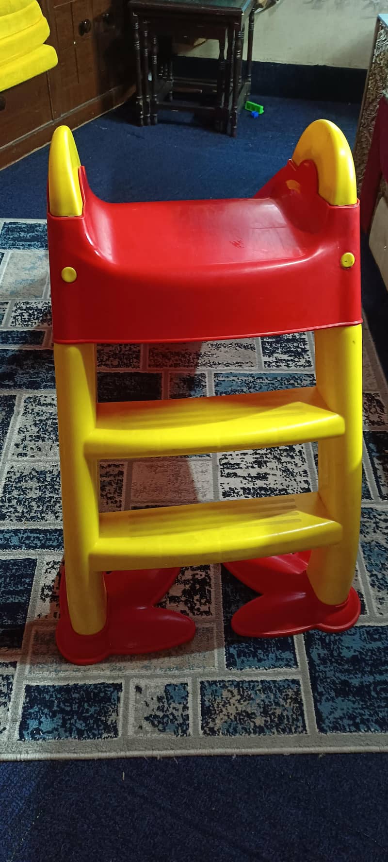 Red Plastic slide - Swings & Slides - 1105757317