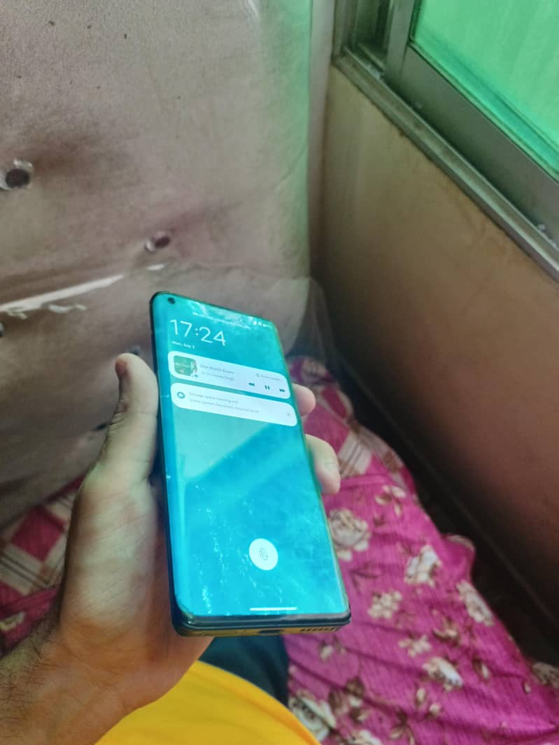 Moto Edge+ Plus 12Gb+256 gbs OLED display - Mobile Phones - 1105788541