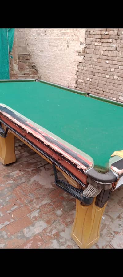 Snooker table, Video games and bawa game - Sports Equipment - 1105811474