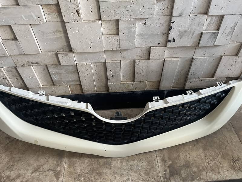 Toyota Belta Rs Grill - Front Grills - 1105868930
