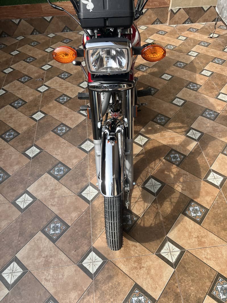 Red 125 original mileage - Standard - 1105925306