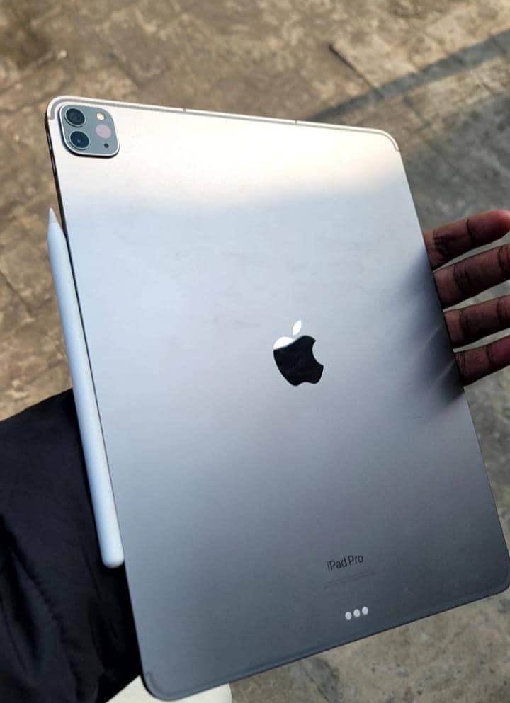 Apple iPad Pro M2 - Tablets - 1105940831