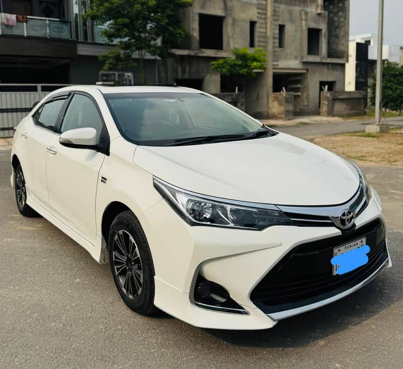 Toyota Corolla Altis grande - Cars - 1105953729