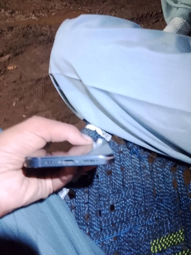 iPhone 12 full box 10 by 10 - Mobile Phones - 1106030491