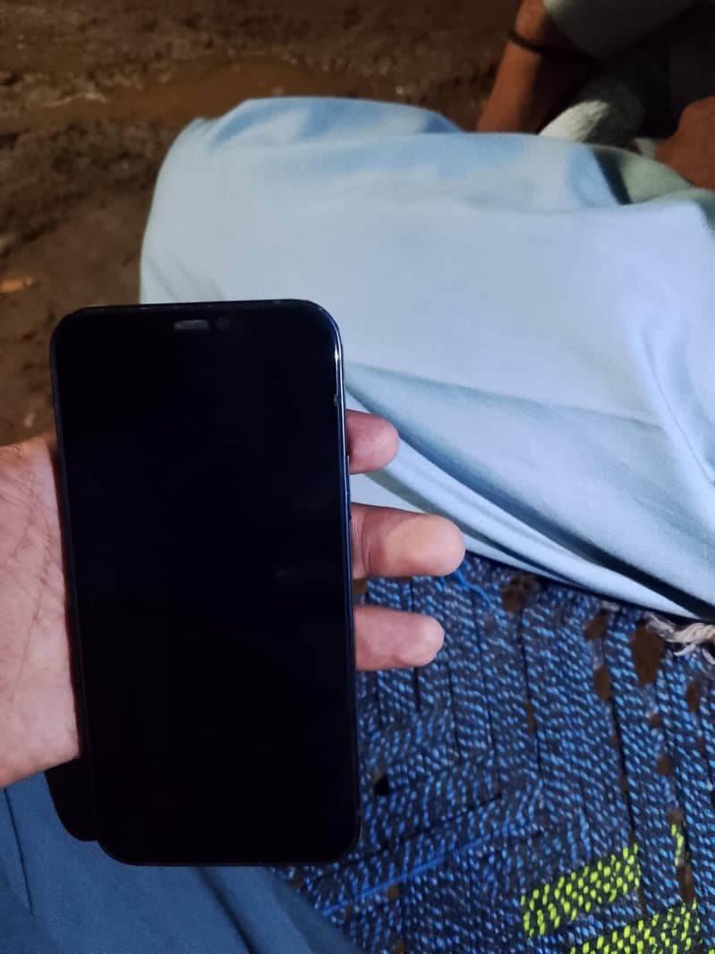 iPhone 12 full box 10 by 10 - Mobile Phones - 1106030491