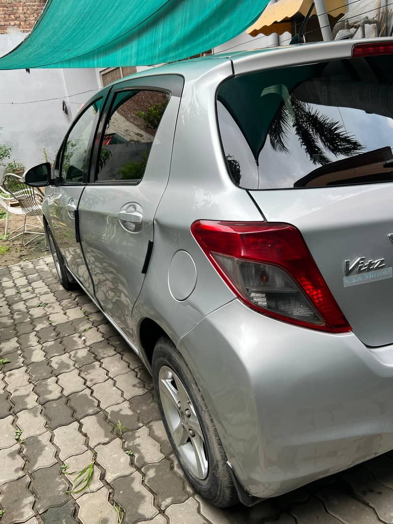 Toyota Vitz 2013 model - Cars - 1106039486