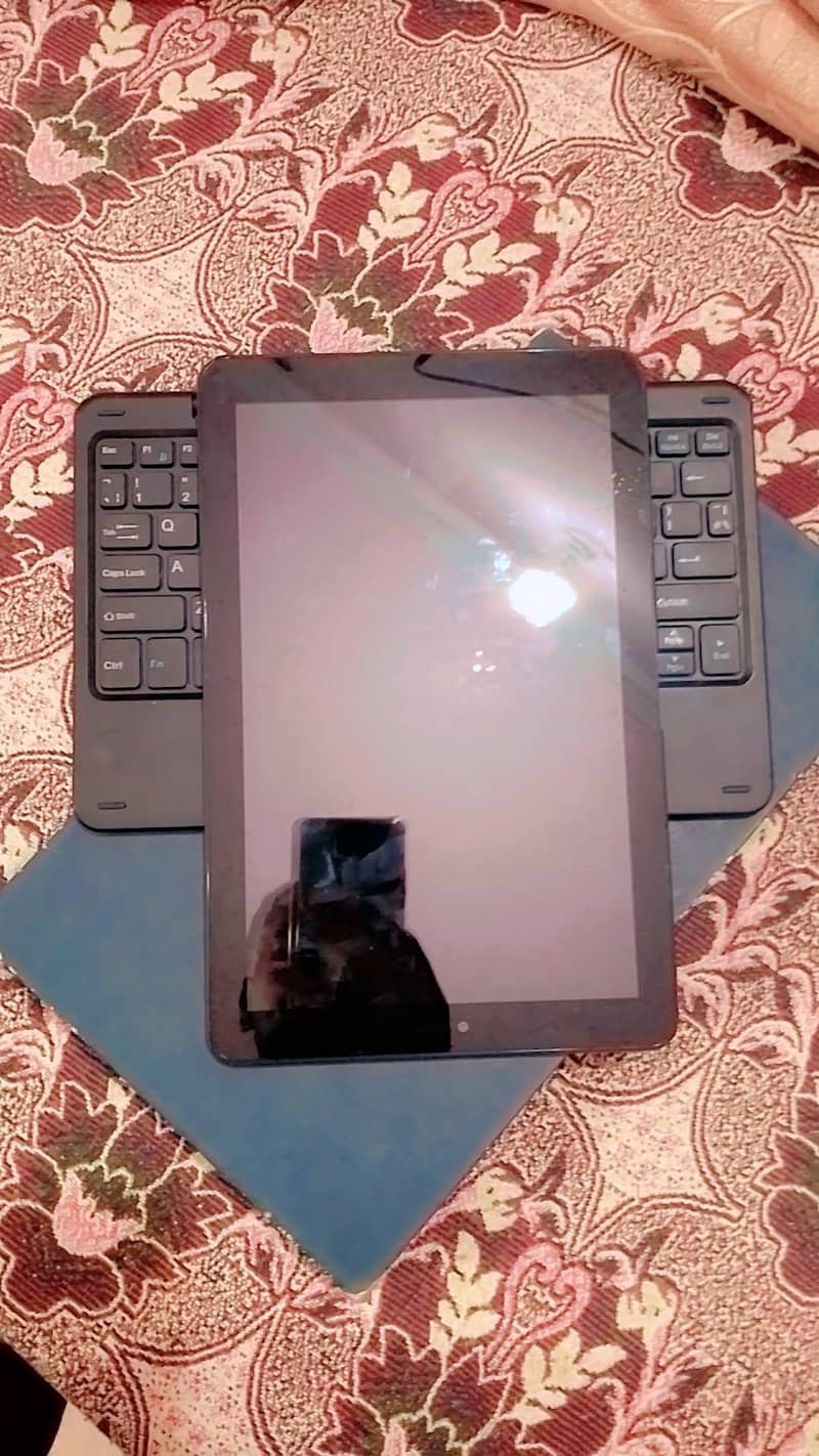Linx 1020 Windows Tablet - Tablets - 1103787533