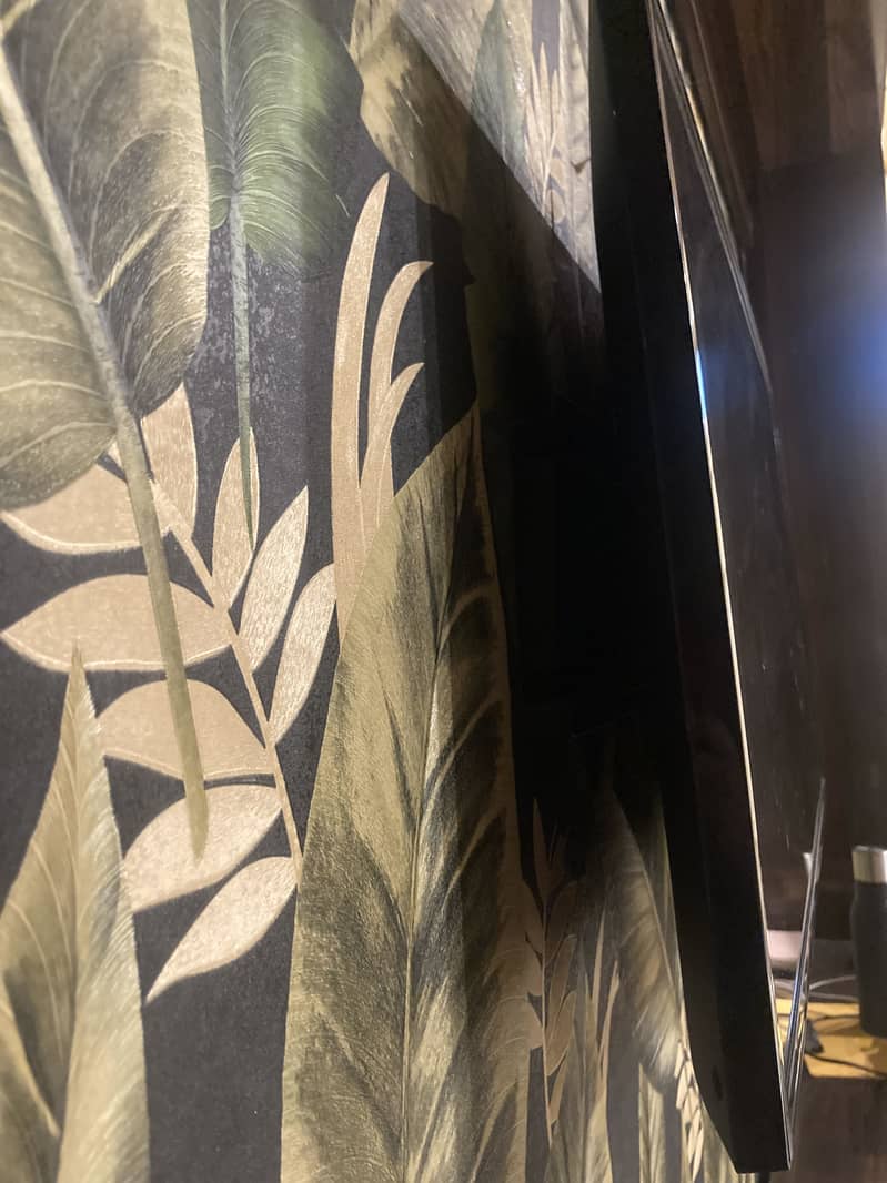 Samsung led original with screen damage - Televisions - 1106243217