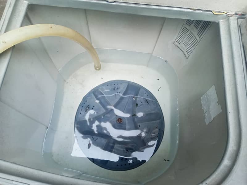 Just Buy and Use Super Asia SA-242 Twin Tub 8kg Washing Machine ...