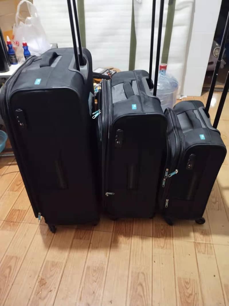 VIP LUGGAGE BAG TRAVEL BAG TROLLY BAG CABIN BAG Suitcase - Bags ...