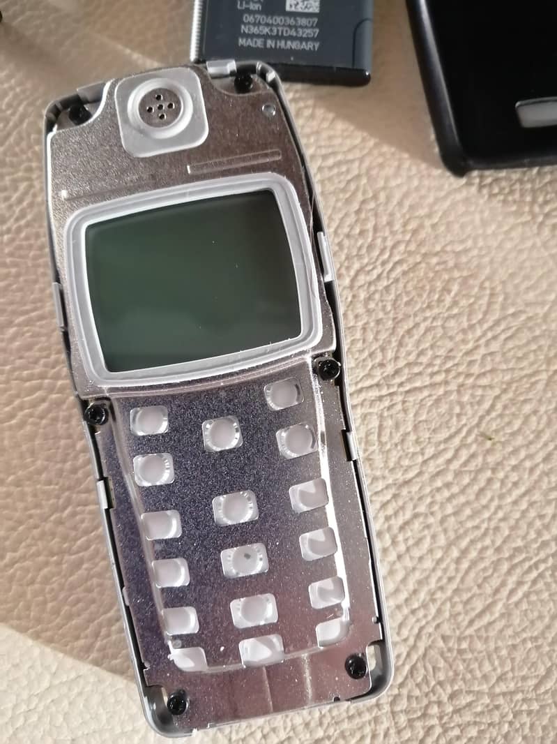 Nokia 1100 Rare Vintage Hungry** Read Ad First** - Mobile Phones ...