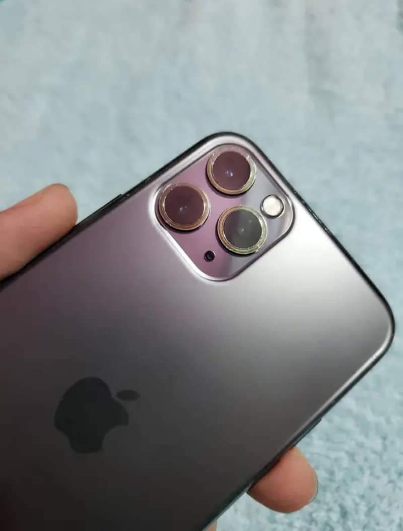 IPhone 11 pro 512 gb - Mobile Phones - 1106379976