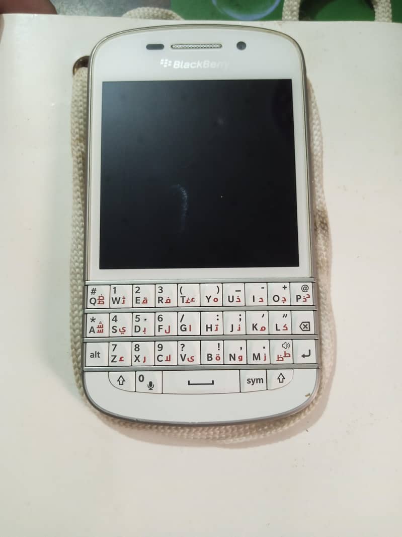 black berry Q10 and 9900 bold - Mobile Phones - 1106413489
