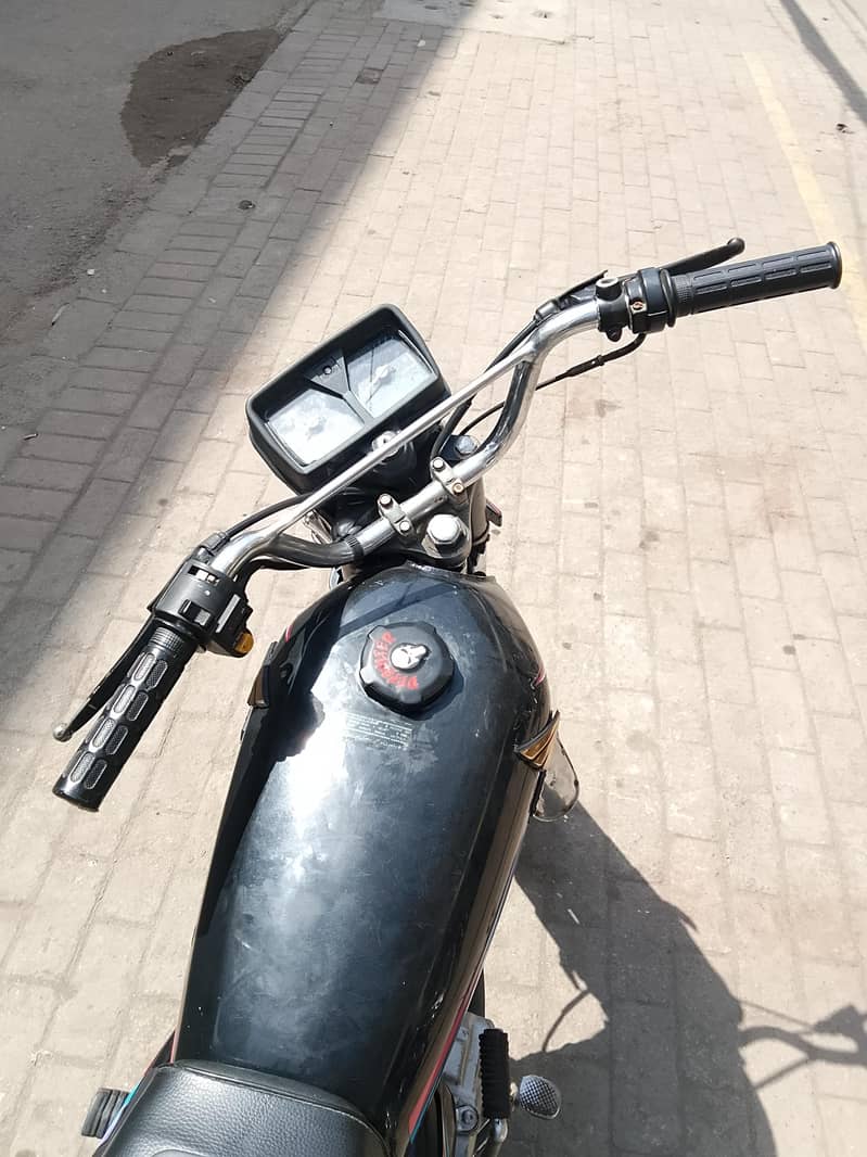 Crown 125 model 2019 - Standard - 1106444866