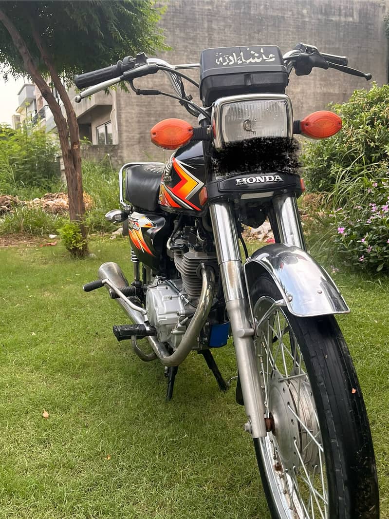 Honda CG125 Motorcycle - Standard - 1106459380