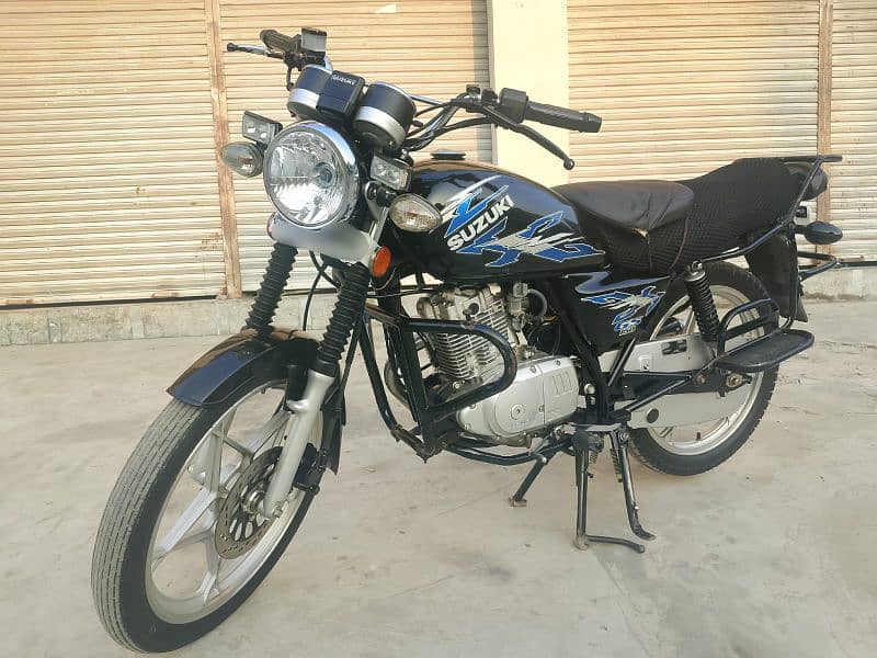 Suzuki GS 150 Balck color for sale - Standard - 1106526711