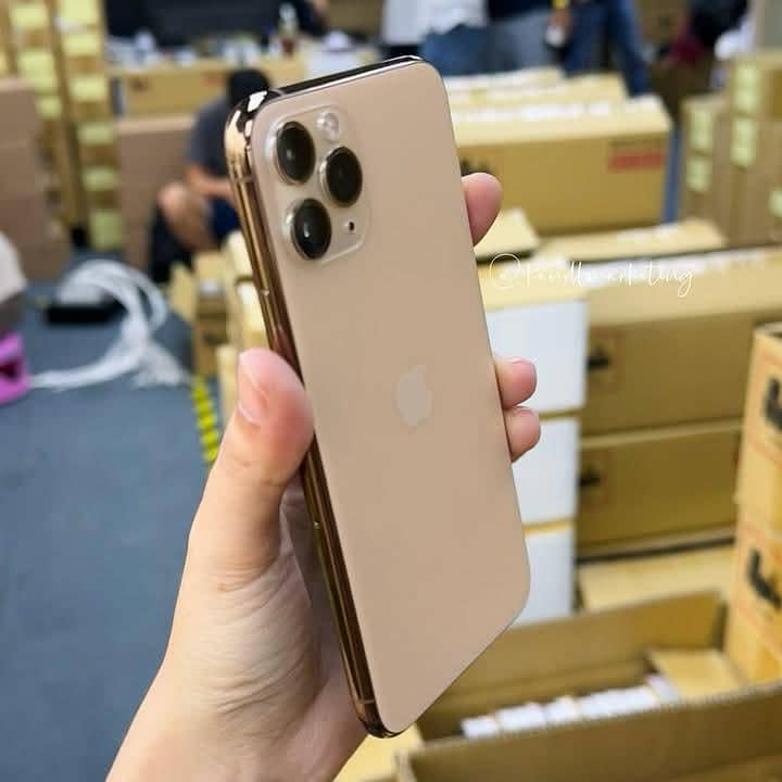 i Phone 8plus, 11,12,13,14,15 pro max on instalment Whatsap 3062623924 ...