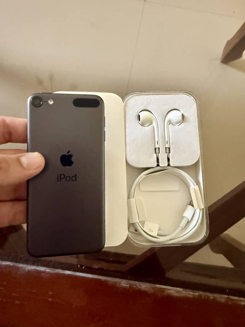 Apple Ipod 7th Generation New - Mobile Phones - 1106566223