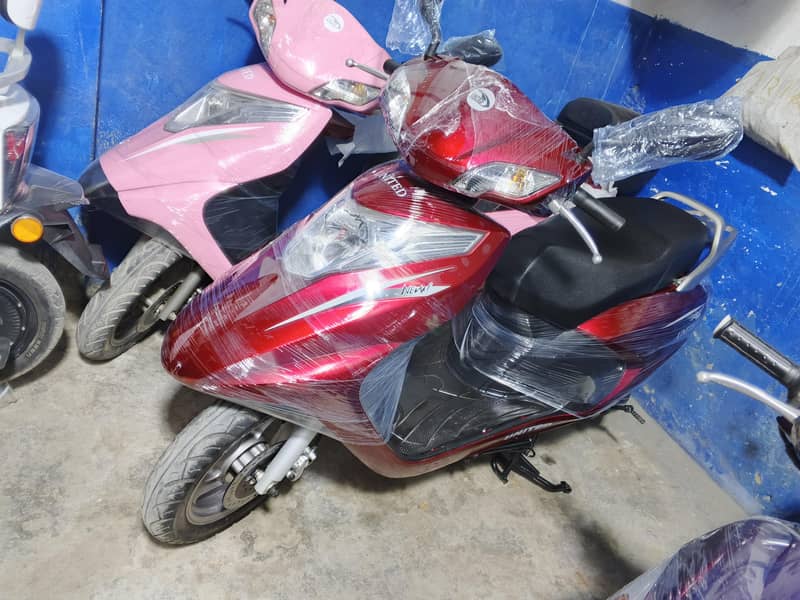 suzuki japanese 49cc fuel scooties - Scooty & Scooters - 1097252373