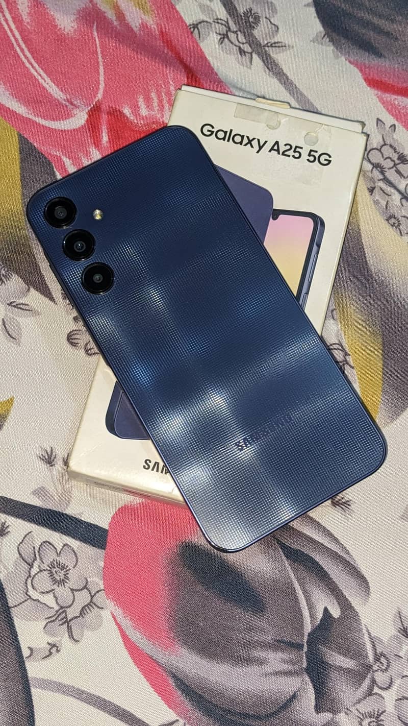 Samsung a25 8+256gb with box - Mobile Phones - 1106591781