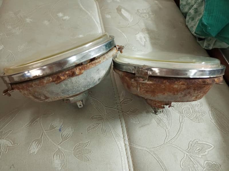 Toyota Cressida 1967 model headlights - Lights - 1106642212
