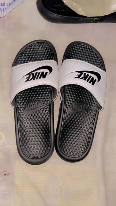 Nike original slides in a amazing price - Footwear - 1106666868