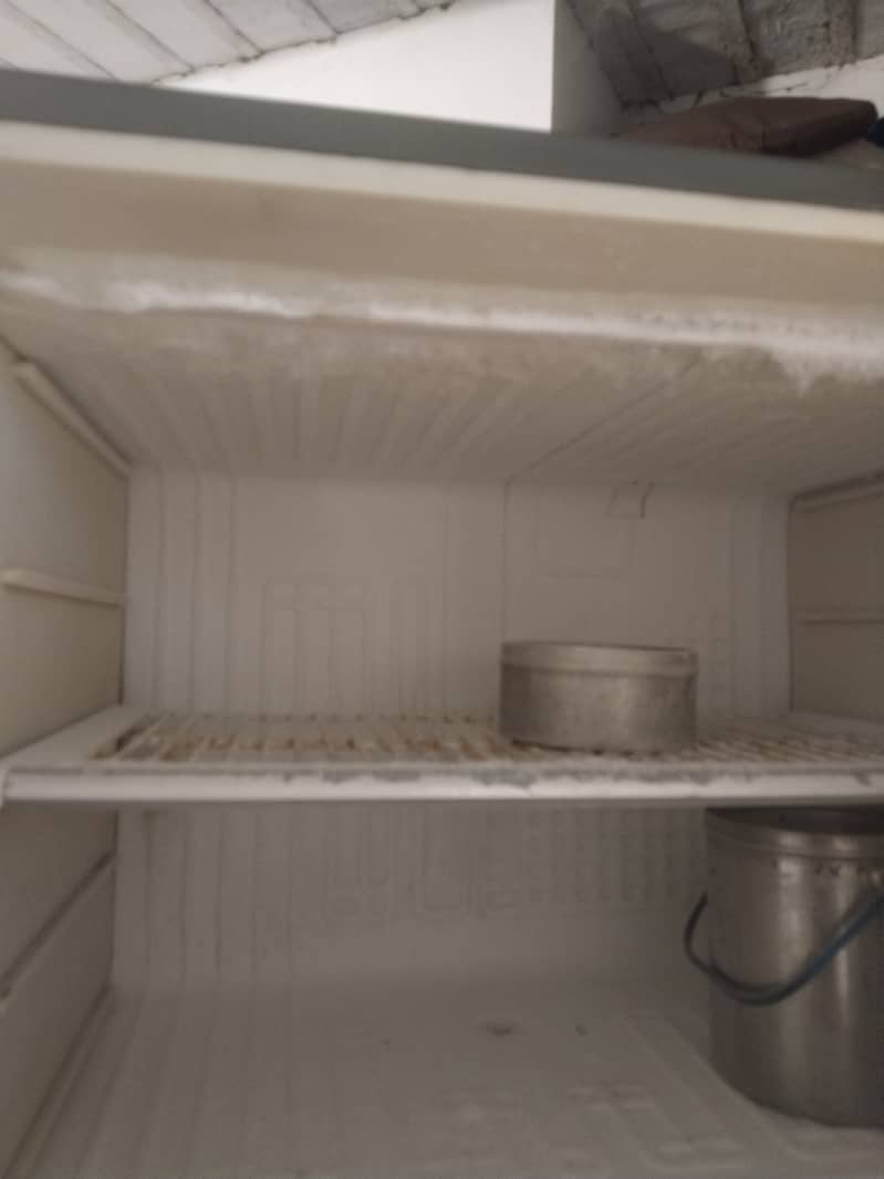 Dawlance jampo size good condition - Refrigerators - 1106783728