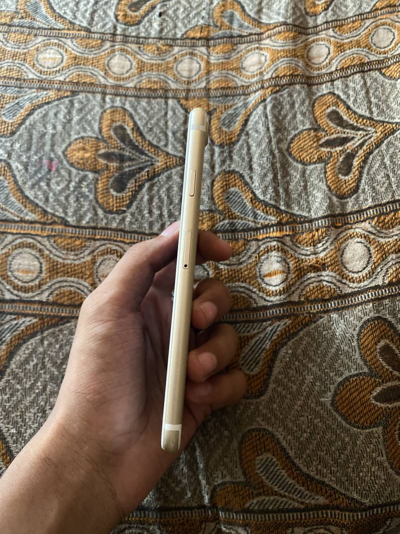 iPhone 7 pta approved - Mobile Phones - 1106966430