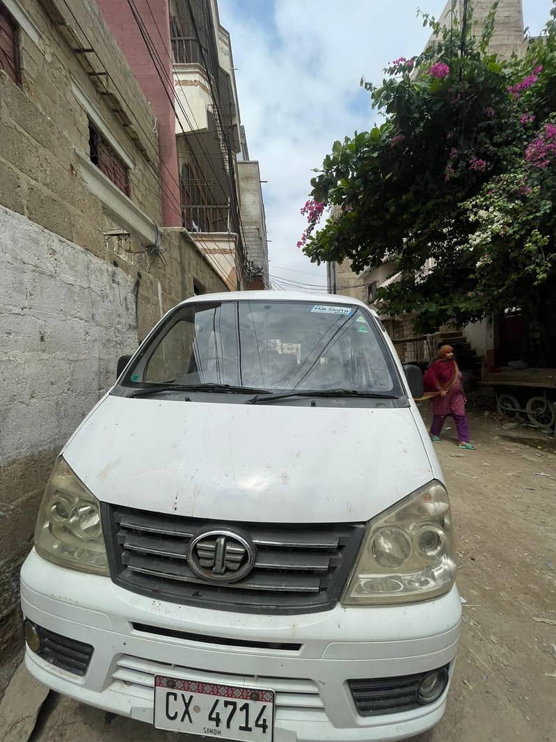 XPV DUAL AC X-PV 2018 MODEL . just buy and drive - Cars - 1107004933