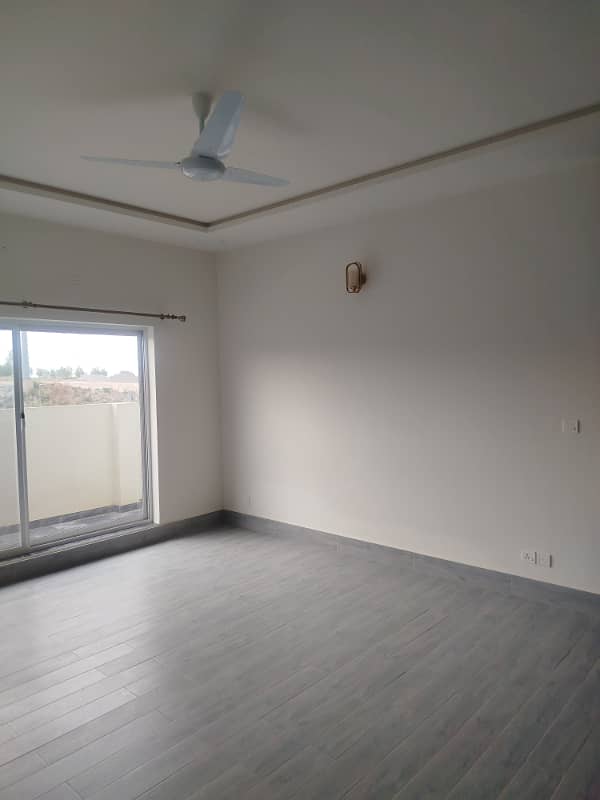 Beautiful house - Houses - 1107071051