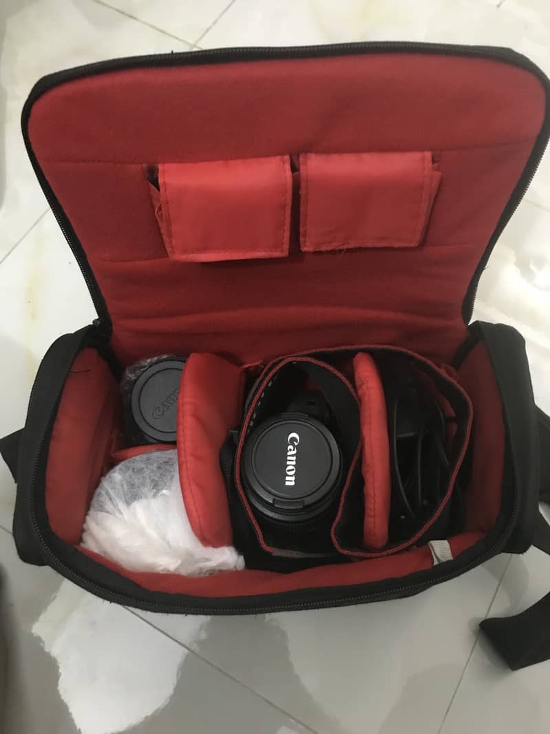 Canon 650D dslr with 3 lenses - Digital Cameras - 1107100968