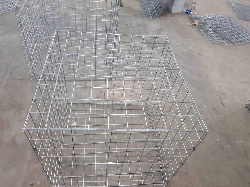 Razor wire coil / Chain link / Hesco bags / Welded mesh / Crimped mesh ...