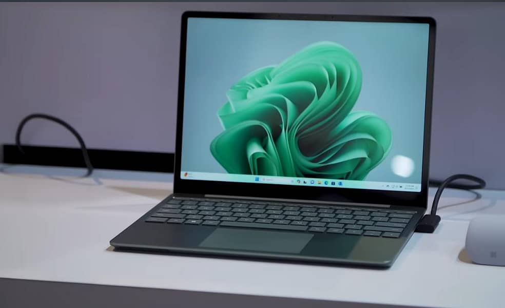 Microsoft Surface Laptop 2 i7 8th 16gb Ram 512GB SSD - Laptops - 1107180662