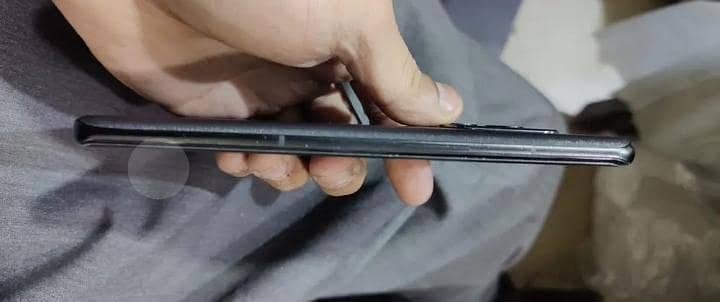 OnePlus 10pro 5G/ 12/256 gb - Mobile Phones - 1107181267