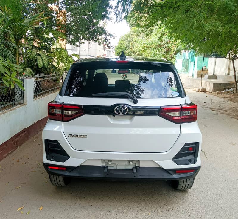 Toyota Raize Z 2020 Pearl white Two tone 360 camera - Cars - 1107191945