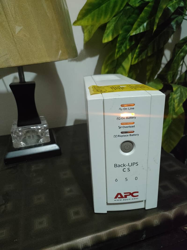 APC smart Ups CS 650 - UPS - 1107213608