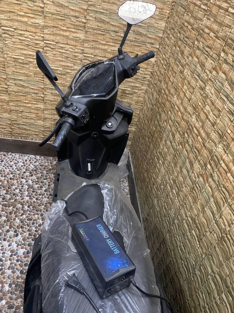 Electric scooty - Electric - 1107227044