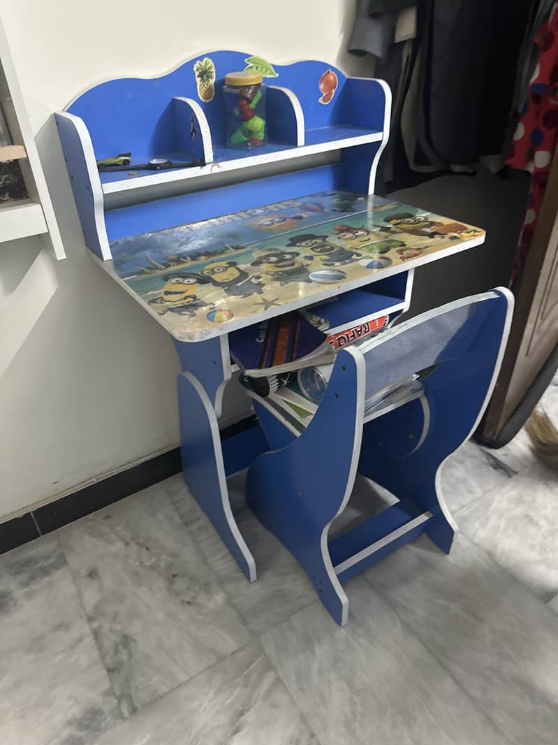 Kids study table - Kids Furniture - 1107261003