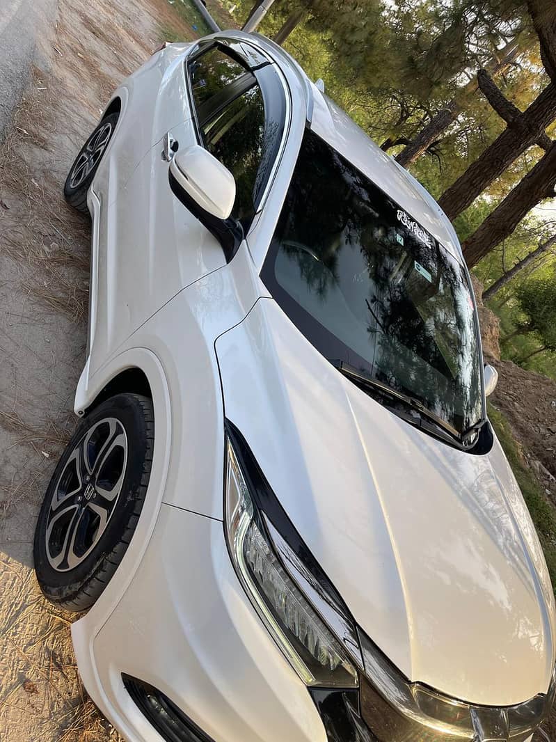 Honda Vezel Hybrid Z 2019 - Cars - 1107286893