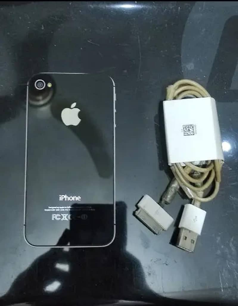 iphone 4s - Mobile Phones - 1107337416