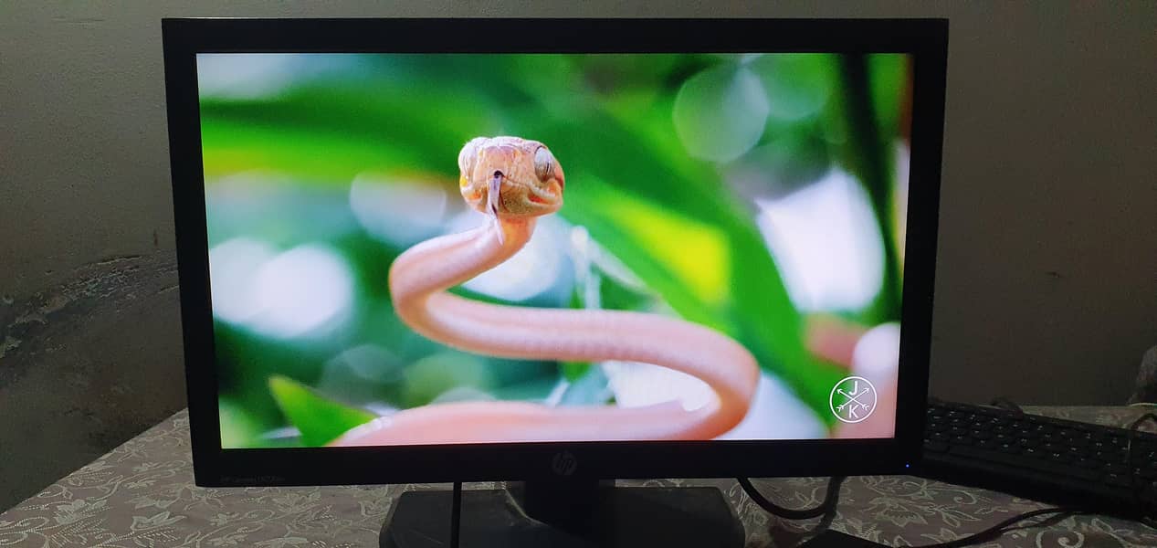 HP LA2006x 21-inch LED Backlit LCD Monitor LED Monitor - Computer ...